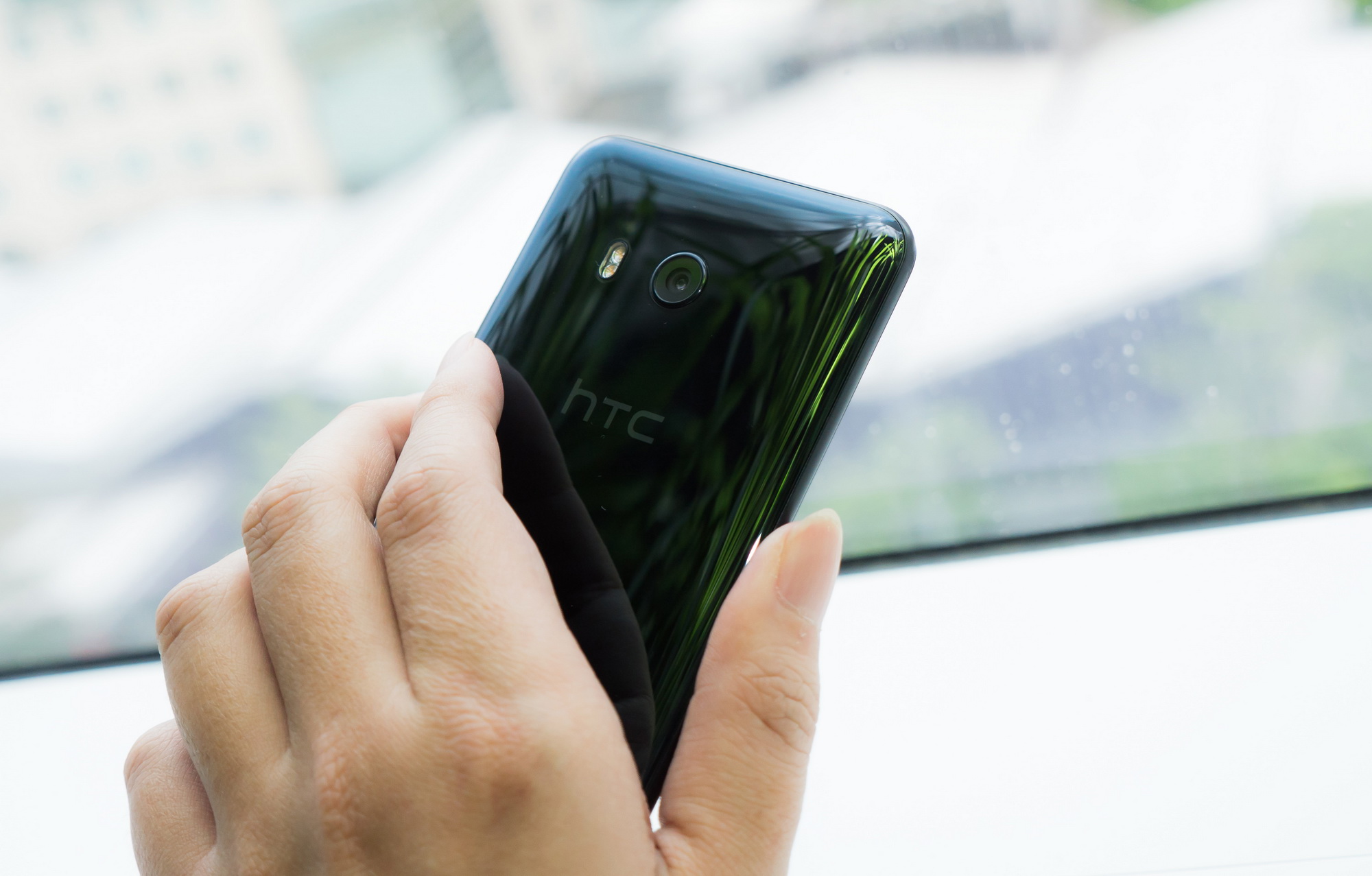 HTC 20 週年！U11 旗艦機免兩萬！詳細規格 + 動手玩相片！ @3C 達人廖阿輝